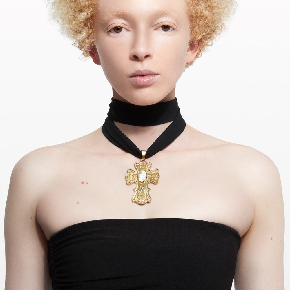 Theisolette Alexis Gold Cross Fabric Necklace - Gem